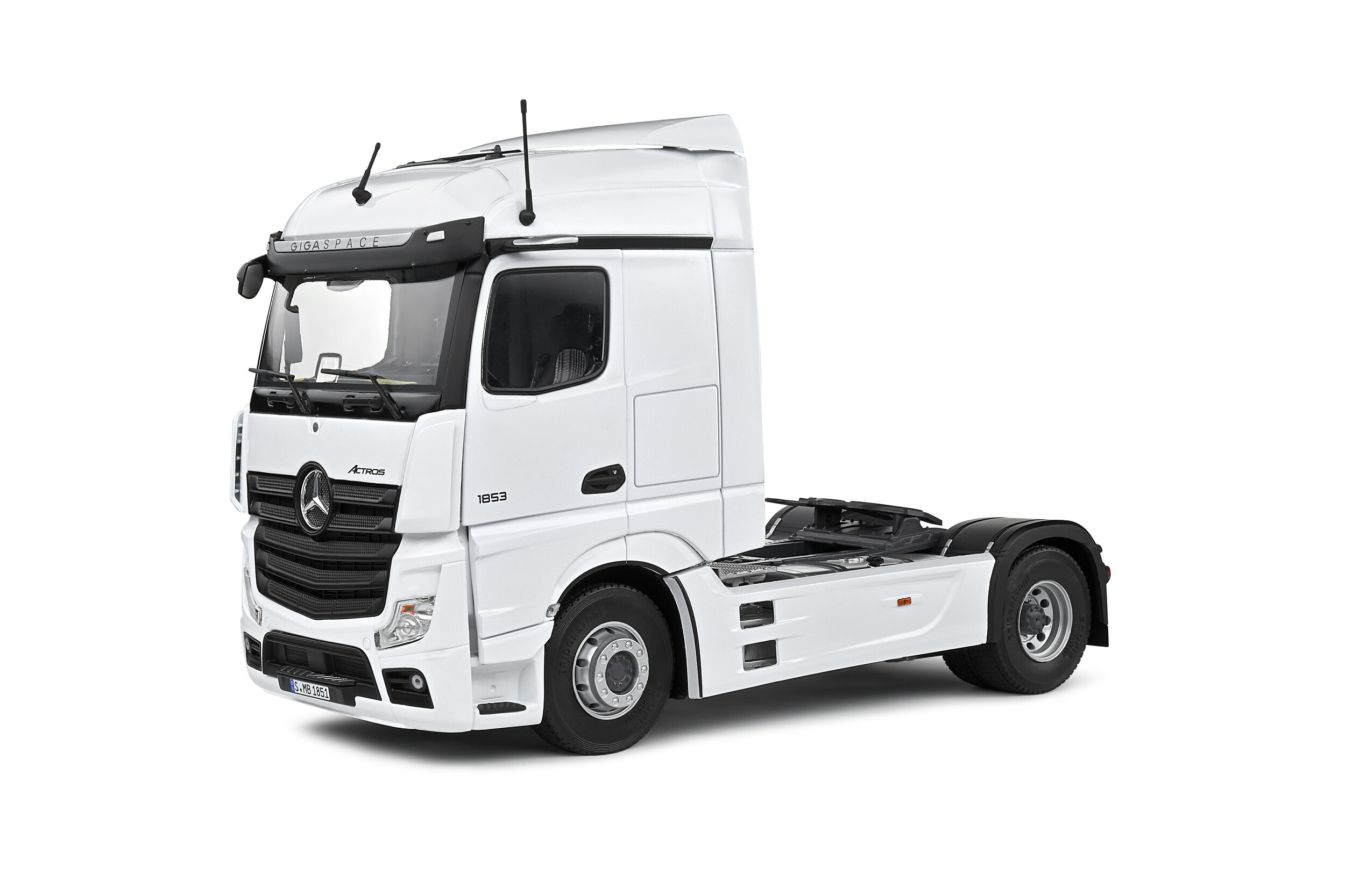 1/24 (Solido) Mercedes-Benz ACTROS L – 2023